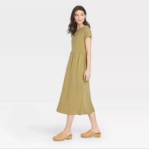 Universal Thread | Dresses | Universal Thread Green Short Sleeve Maxi ...